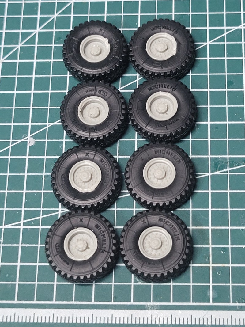 [작업기]"Trumpeter""M1120"HEMTT Load Handling System(LHS)시리즈 NO.1 : 네이버 블로그
