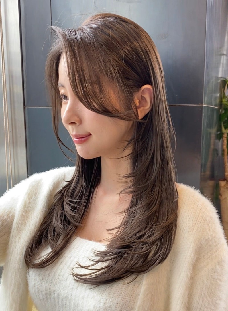 저의 시그니처 디자인을 소개해드립니다 ️ 레이어드c컬 양재레이어드 페이스라인컷 옆머리사이드뱅 그리고 밀크브라운염색 네이버 블로그