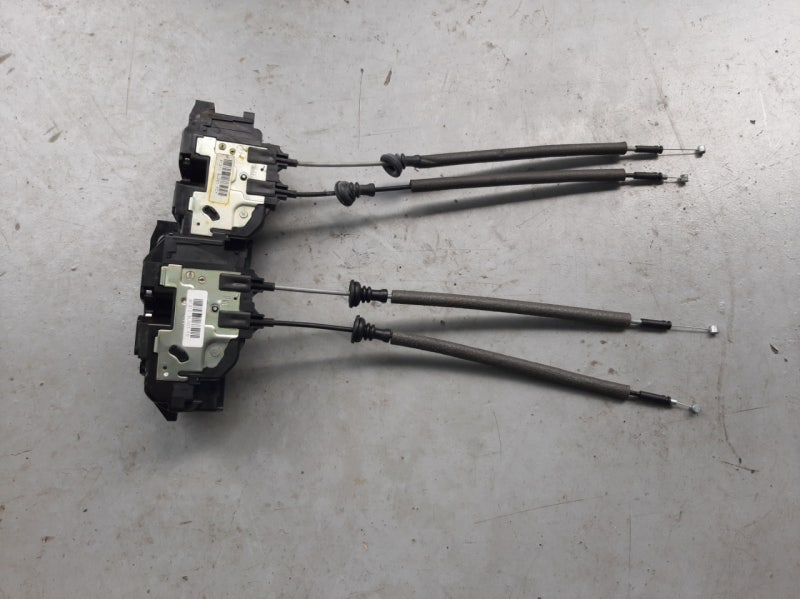 그랜저tg 자동차 운전석 문이 잠겨서 안에서 밖에서 모두 열리지 않음그랜저 차 문이 안 열리는 고장 수리자동차 문 잠금장치 고장 수리자동차 도어락 고장도어록 고장수리