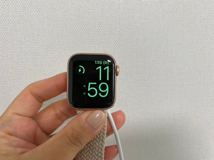 애플워치se 충전안됨 해결법빨간번개 방전 네이버 블로그