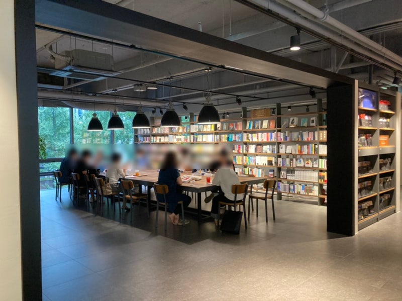 서울여의도 내돈내산 서울 북카페 추천 Feat카페꼼마 여의도점 네이버 블로그