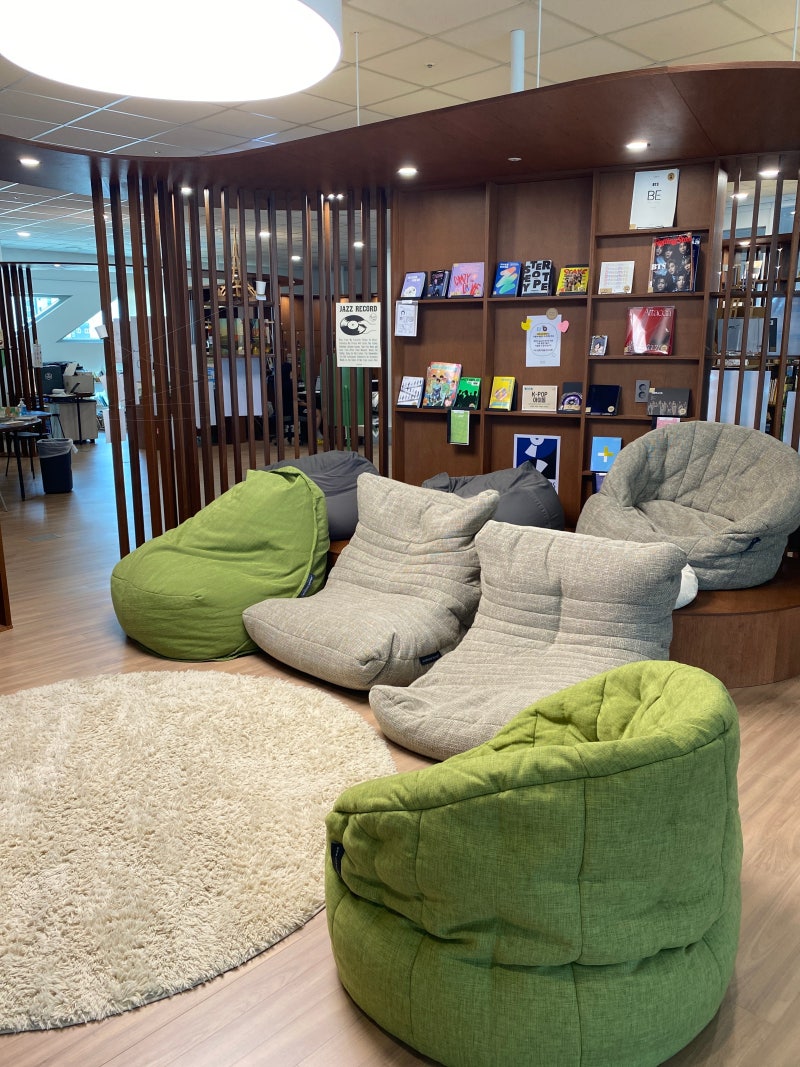 세련미 뿜뿜 청소년을 위한 작업공간 스페이스 이도 In 세종시립도서관 네이버 블로그
