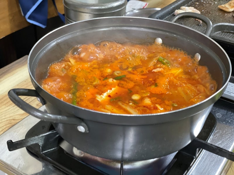[종로5가/방산시장] 유일무이한 서울 김치찌개 맛집 '은주정' - 저녁 삼겹살 후기:) : 네이버 블로그