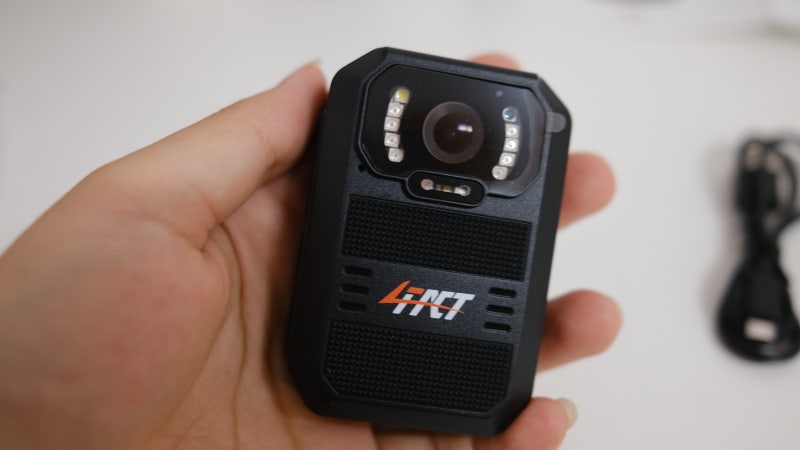 포팩트(4FACT) Y20 바디캠 생활방수 적외선촬영 대용량배터리로 블랙박스도 가능한 2K 액션캠 : 네이버 블로그