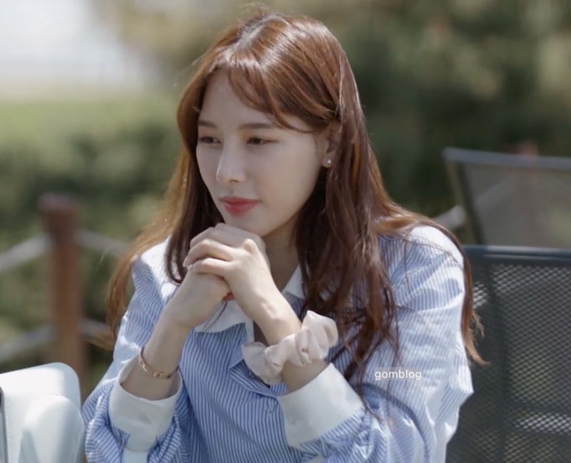 환승연애2 이나연 데일리룩 옷 패션 속 스트라이프 셔츠 여자남방코디 브랜드는 네이버 블로그