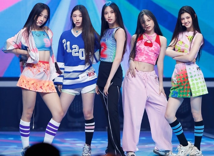 뉴진스 패션과 블랙핑크 패션으로 보는 패션 트렌드1 블록코어패션blokecore Fashion 네이버 블로그