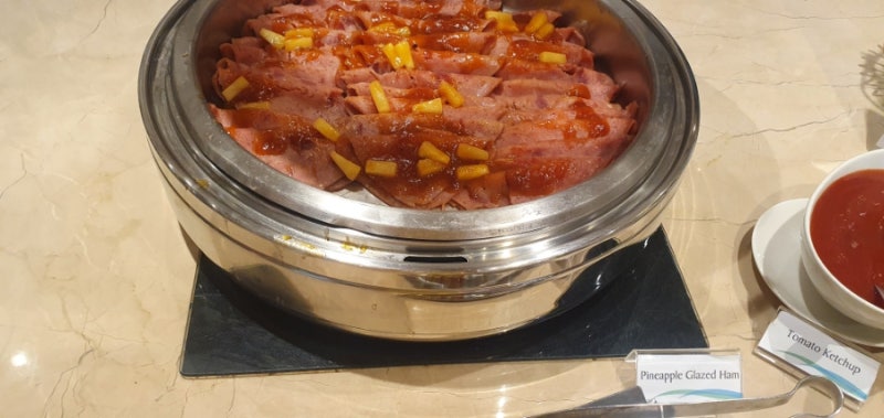 필리핀 보홀 3일차 헤난 타왈라 리조트 조식 헤난 리조트 Kai Spa 헤난 타왈라 리조트 수영장 헤난 알로나비치 디너