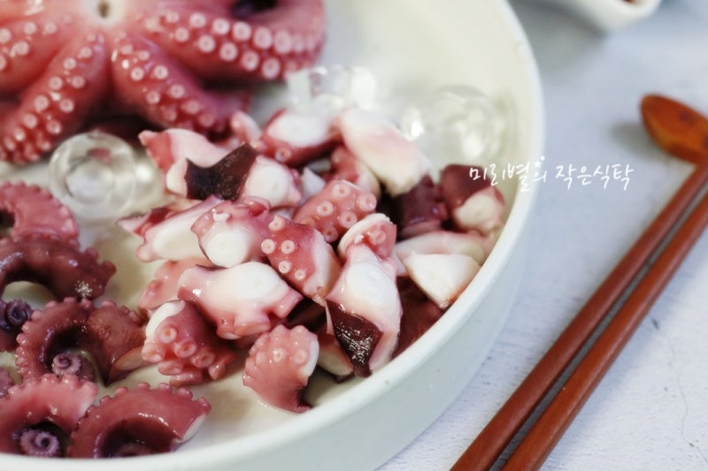 문어 삶는법 냉동 문어 삶는시간 부드럽게 문어손질법 문어요리 자숙 문어숙회 네이버 블로그