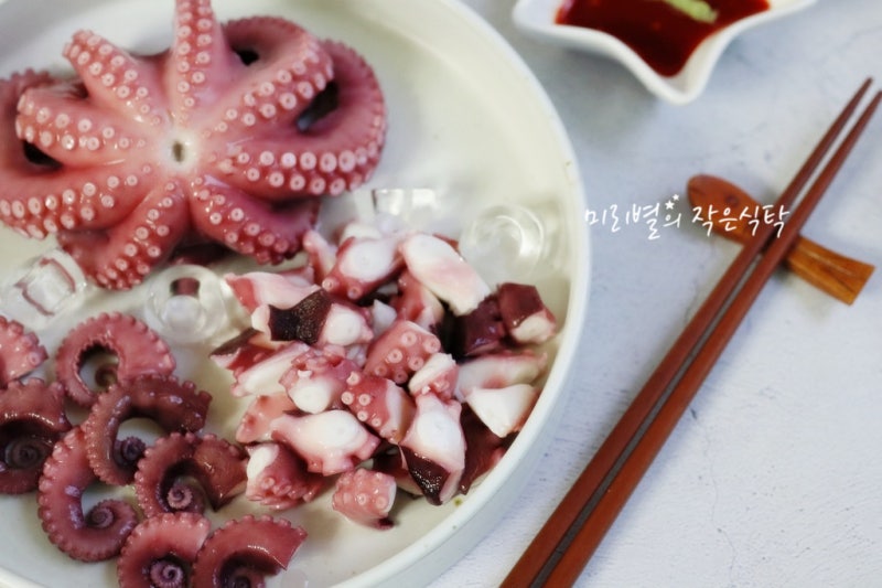 문어 삶는법 냉동 문어 삶는시간 부드럽게 문어손질법 문어요리 자숙 문어숙회 네이버 블로그