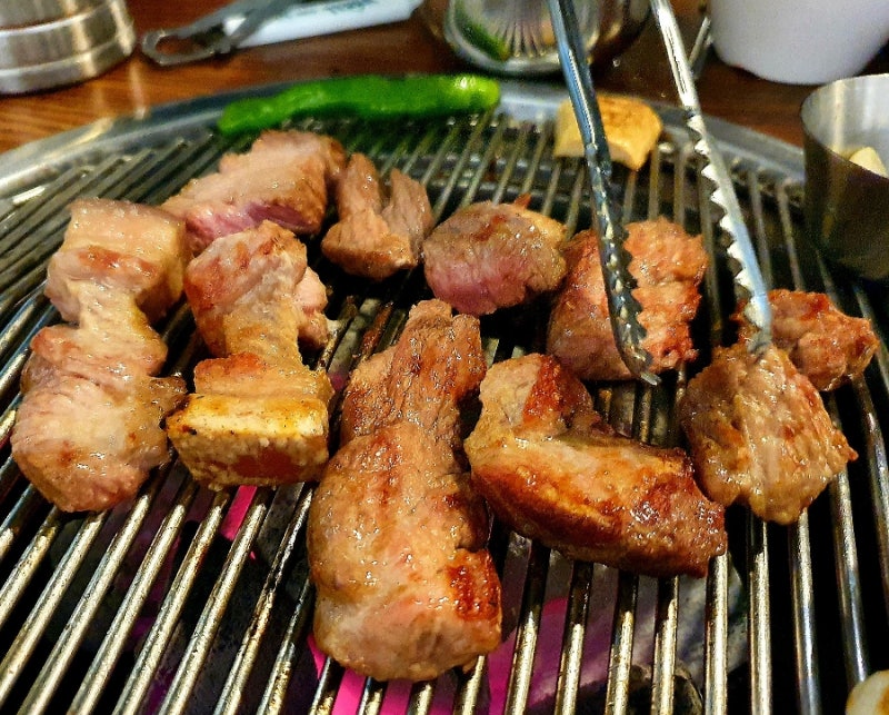 뚝섬역삼겹살 뚝섬역고기집 맛집 제주도 흑돼지 김치찌개 점심식사 가능 서울숲 단체 회식가능 넓은 맛집 또돈이 네이버 블로그