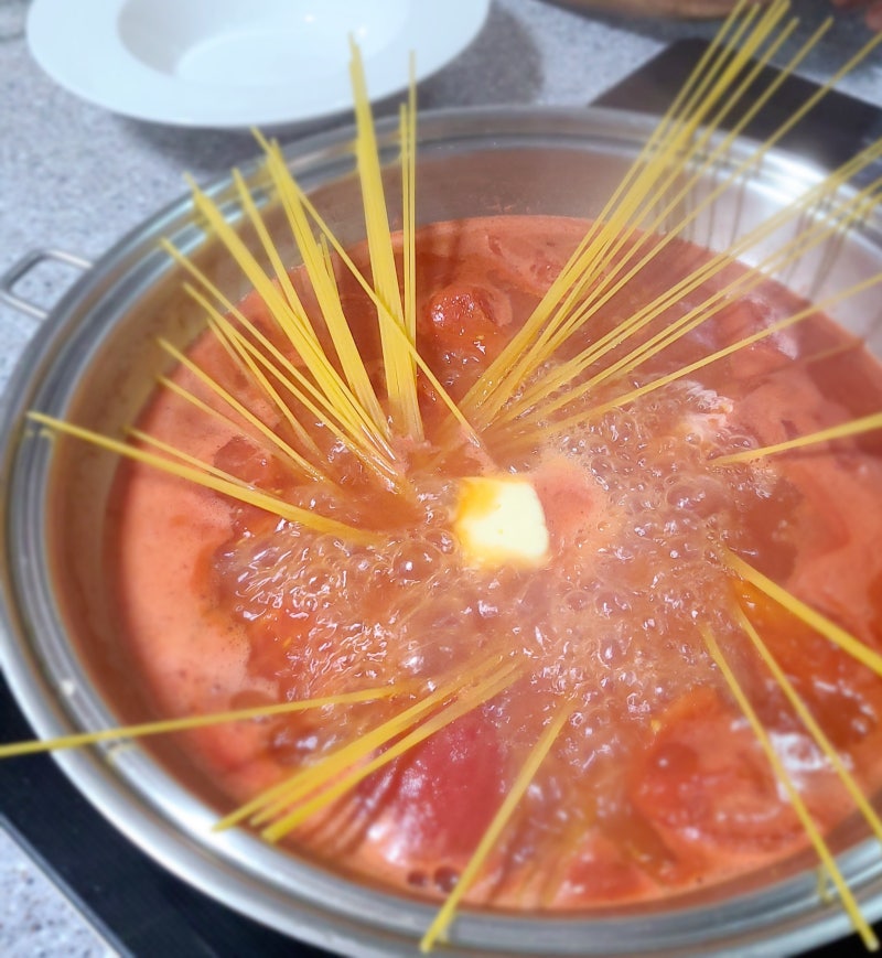 류수영 토마토버터파스타 만드는법 원팬 10분완성 어남선생 토마토 파스타 만들기ft편스토랑 네이버 블로그