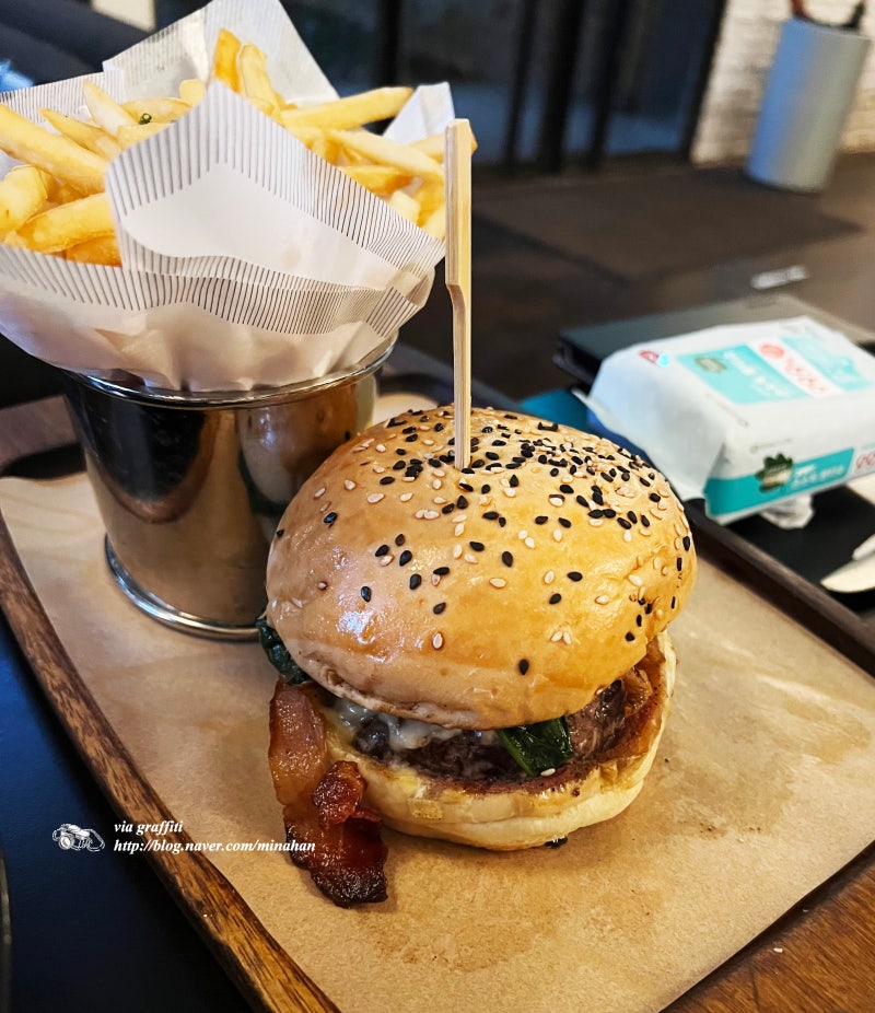 PS. Cafe (PS 카페 뎀시힐 하딩로드), Dempsey Hill PS.Cafe at Harding Road : 네이버 블로그