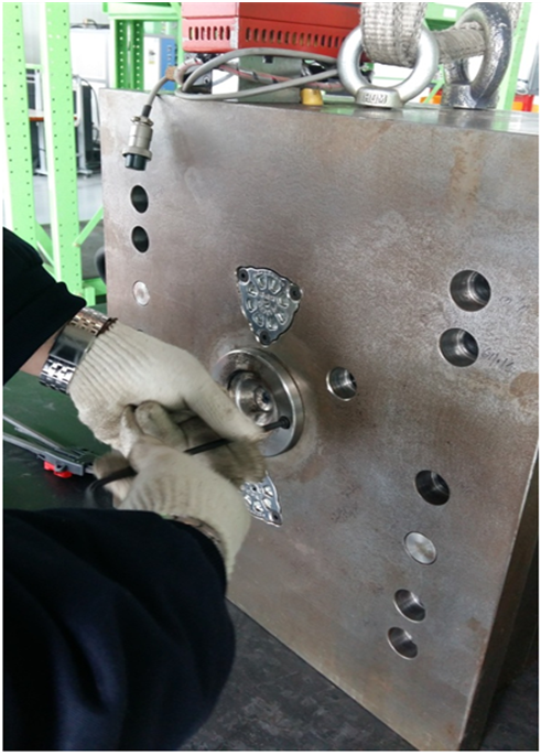 [우진플라임 기술기고] '런너레스 금형(Runnerless Mold)'에 대하여 : 네이버 블로그