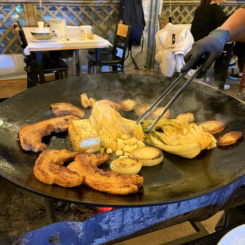 원주맛집 맹이네솥뚜껑요리 강원도 원주 솥뚜껑에 끓이는 닭볶음탕과 삼겹살 네이버 블로그