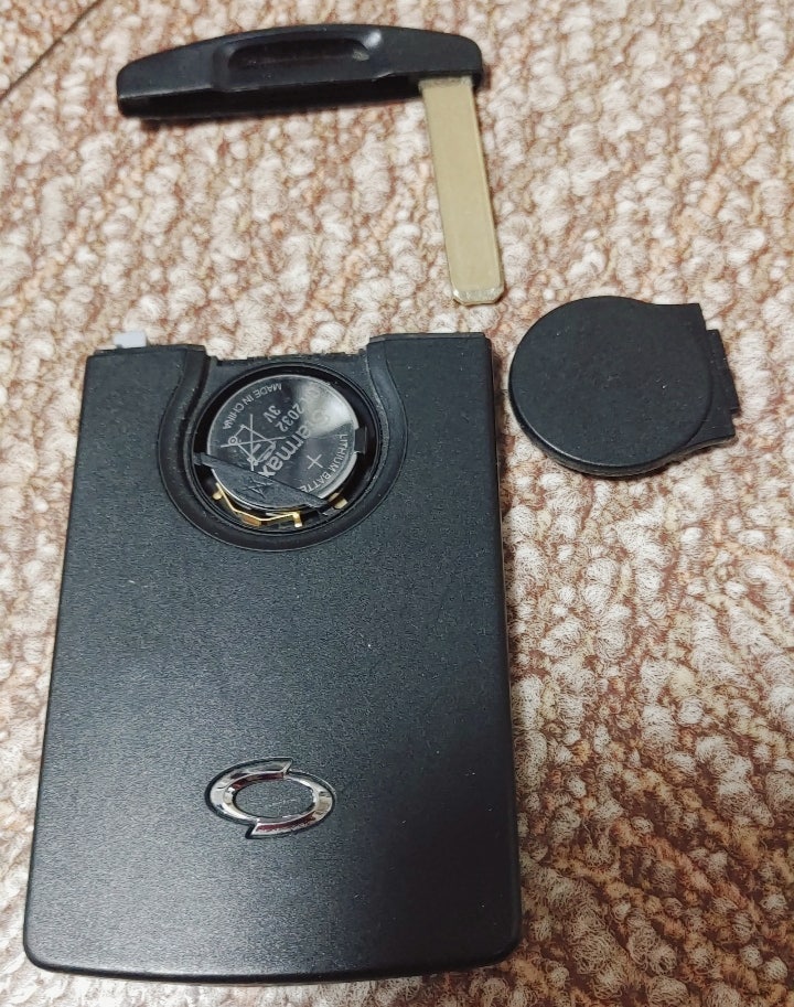 QM3 자동차키 건전지 교체 방법 찾으시면 여기요 : 네이버 블로그