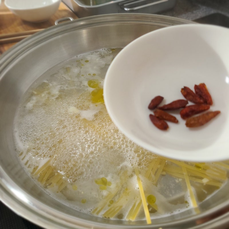 류수영 알리오 올리오 파스타 만들기 어남선생 원팬 12분 완성 간단한 맛보장 레시피ft편스토랑 네이버 블로그