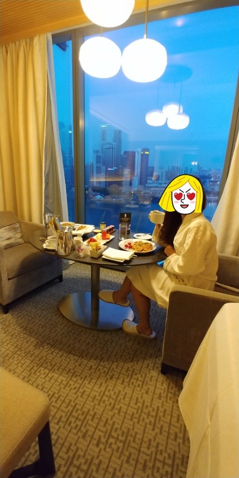 싱가폴 마리나베이샌즈marina Bay Sands 호텔 숙박후기 And 룸서비스 조식and 인피니티풀 정보 네이버 블로그