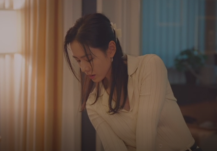서른아홉 1회 손예진 차미조 니트 자켓 가방 귀걸이 옷 패션 네이버 블로그