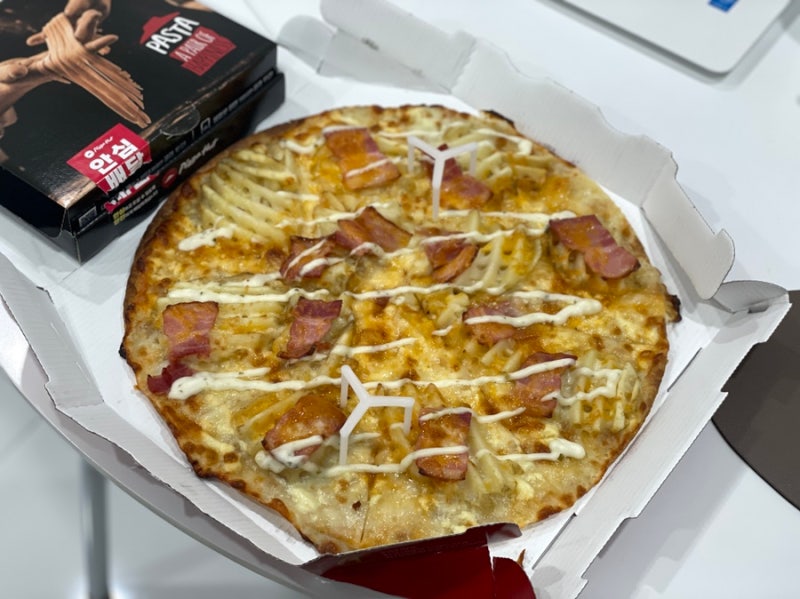 피자헛 메가크런치 순삭포테이토 투움바치즈파스타 피자헛 행사 요기요피자헛 네이버 블로그