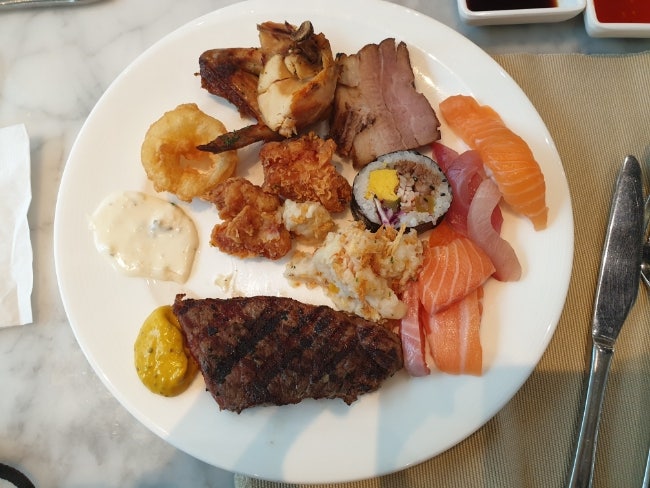 서울 마포 마포역 공덕 공덕역 맛집 글래드 호텔에 위치한 모임하기 좋고 깔끔하면서 가성비 괜찮은 씨푸드 뷔페