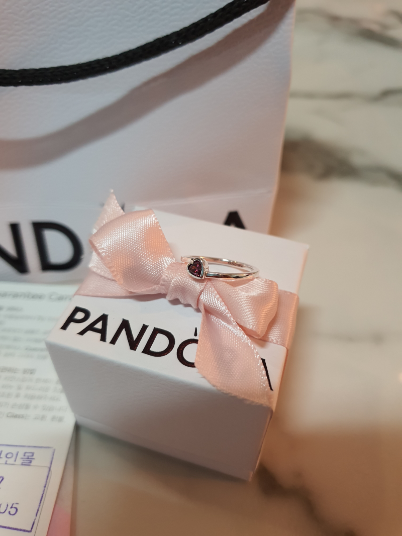 [판도라 반지] 레드 하트 솔리테어 링 / Red Heart Solitaire Ring 공홈 구매 (199267C01 ...