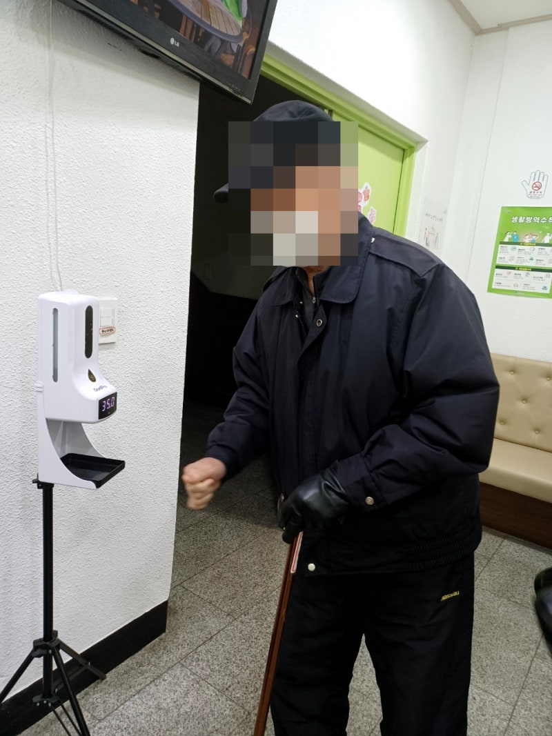 금상노인주간보호센터 ♠풍선치기♠ 대구북구주간보호북구주간보호대구칠곡주간보호칠곡주간보호읍내동주간보호방문요양어르신유치원