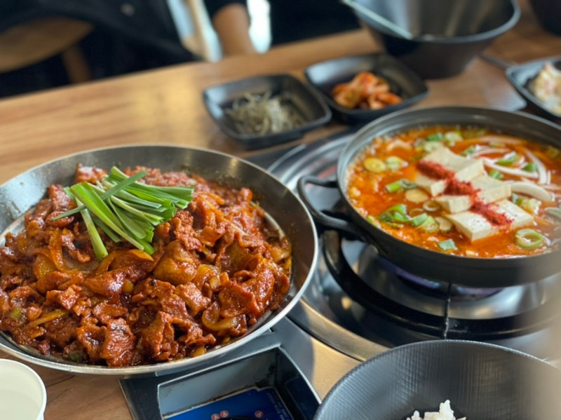 목포 평화광장 두루치기 쌈밥 맛집 예향정 김치찌개 두루치기 제육볶음 네이버 블로그