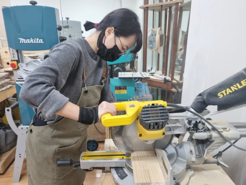Diy목공정규클래스 두번째시간 슬라이딩 각도절단기 직접나무재단 일대일 목공수업 드릴프레스 직장인 힐링 취미 자기계발 공방창업준비