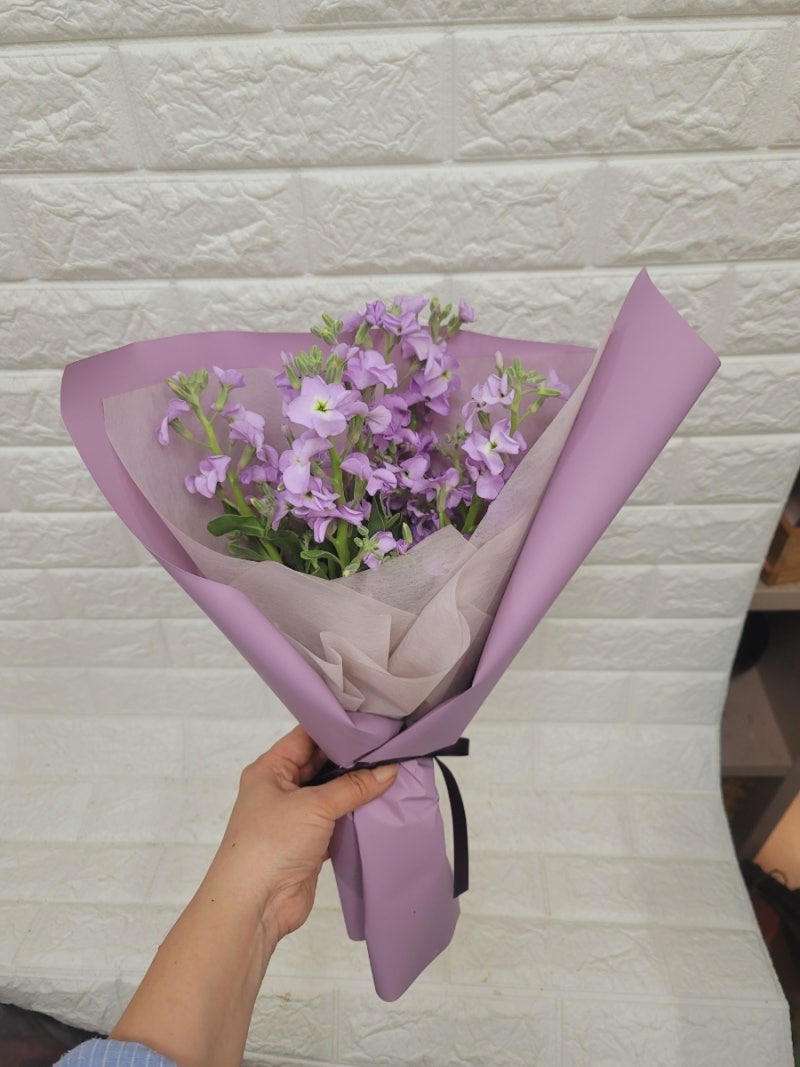 비오는날은 더욱화사하게 산뜻하게 성수동꽃집 꽃향기플라워스타일로 네이버 블로그