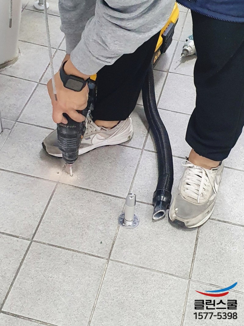 남자화장실 소변기가림막 입구 칸막이 설치 시공 네이버 블로그