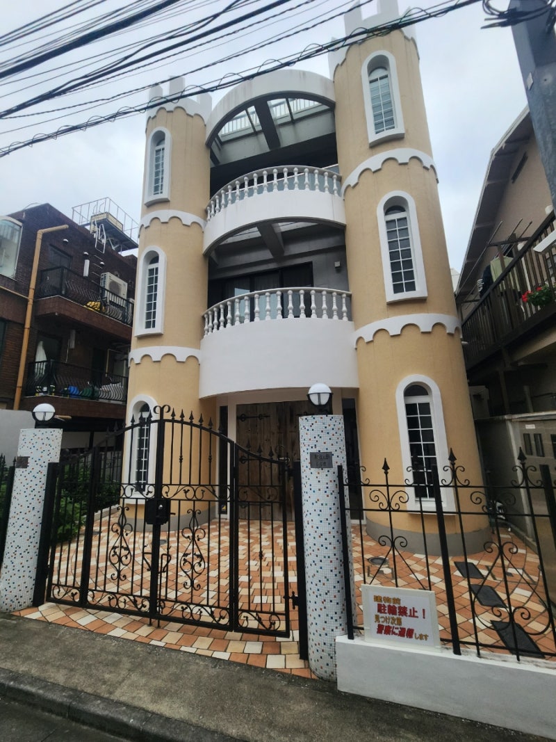 오모테산도시부야 미야시타공원 하라주쿠 타케시타거리 스타벅스리저브로스터리 아키하바라 메이드카페 히가시긴자 츠키지시장 도쿄타워