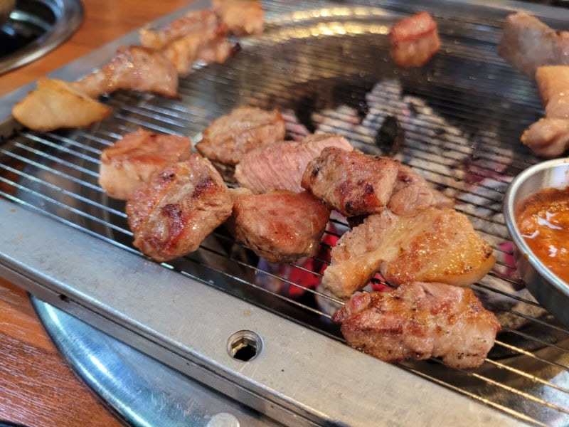 이가네참숯구이 돼지고기모듬 뒷고기 껍데기까지 다 있는 김량장동 맛집 네이버 블로그