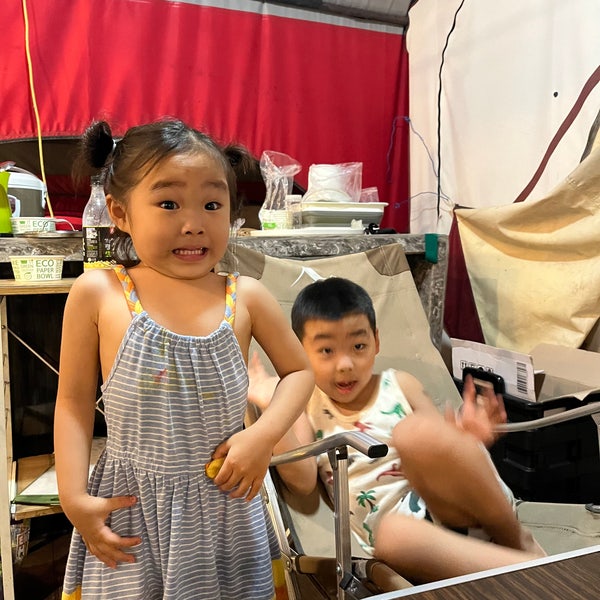 황정민키즈글램핑 가평가볼만한곳 계곡 수영장 트램폴린 야외놀이방있어요 : 네이버 블로그