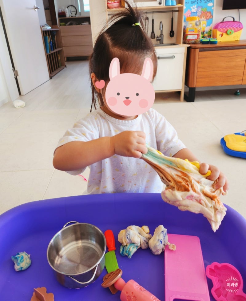 밀가루 촉감놀이 달라붙지 않는 밀가루 반죽 만드는 방법 공유해요 네이버 블로그