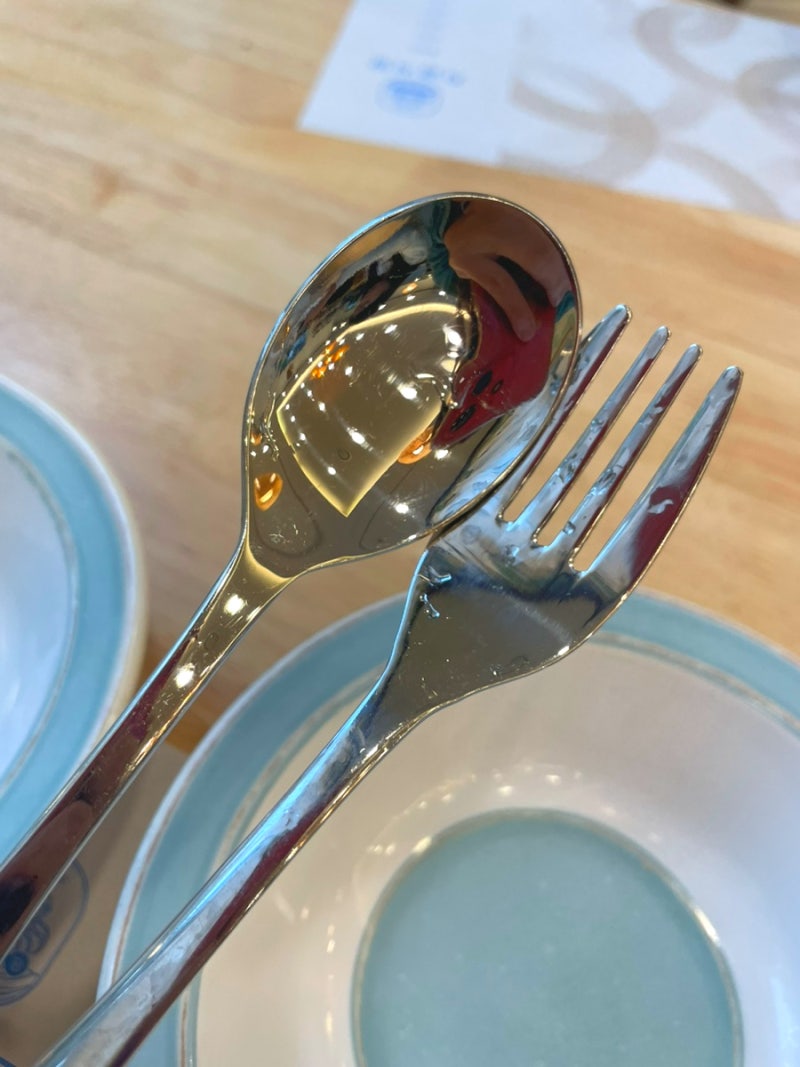 을왕리맛집지금식당감성적 인테리어에 귀한재료로 맛까지 다잡은곳 시그니처메뉴 가정식 모듬해물장과 싱가폴식 칠리크랩가장