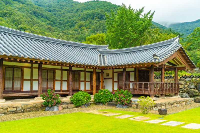 완주 가볼만한곳 오성한옥마을 소양고택 아원 오스갤러리 산속등대 방탄소년단 화보 촬영지 네이버 블로그