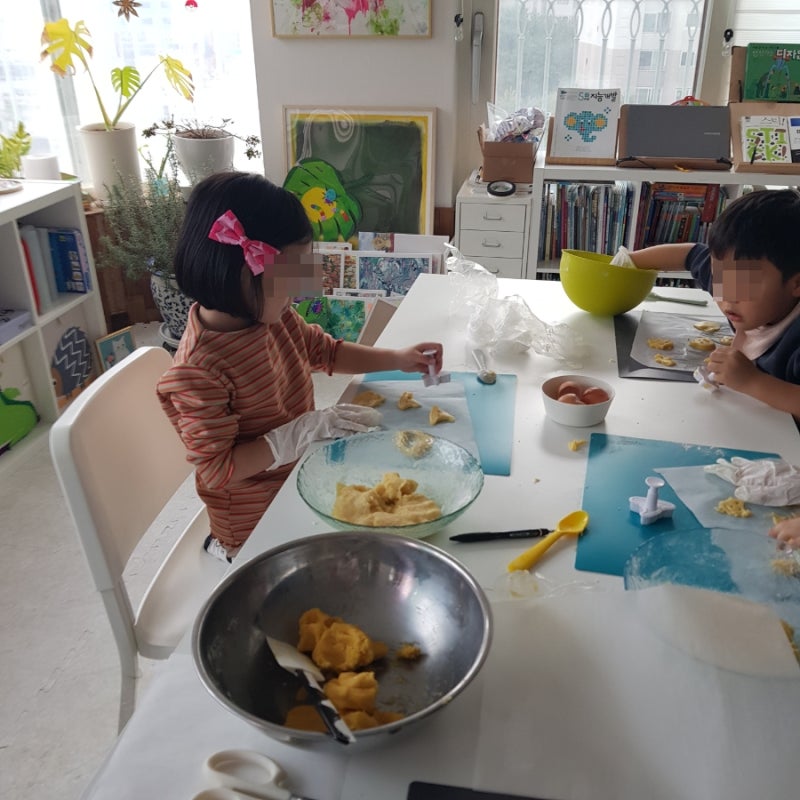 할로윈 특집 집에서 만드는 유령 쿠키 쿠키믹스 비율 만드는 방법 재료 구매처 네이버 블로그