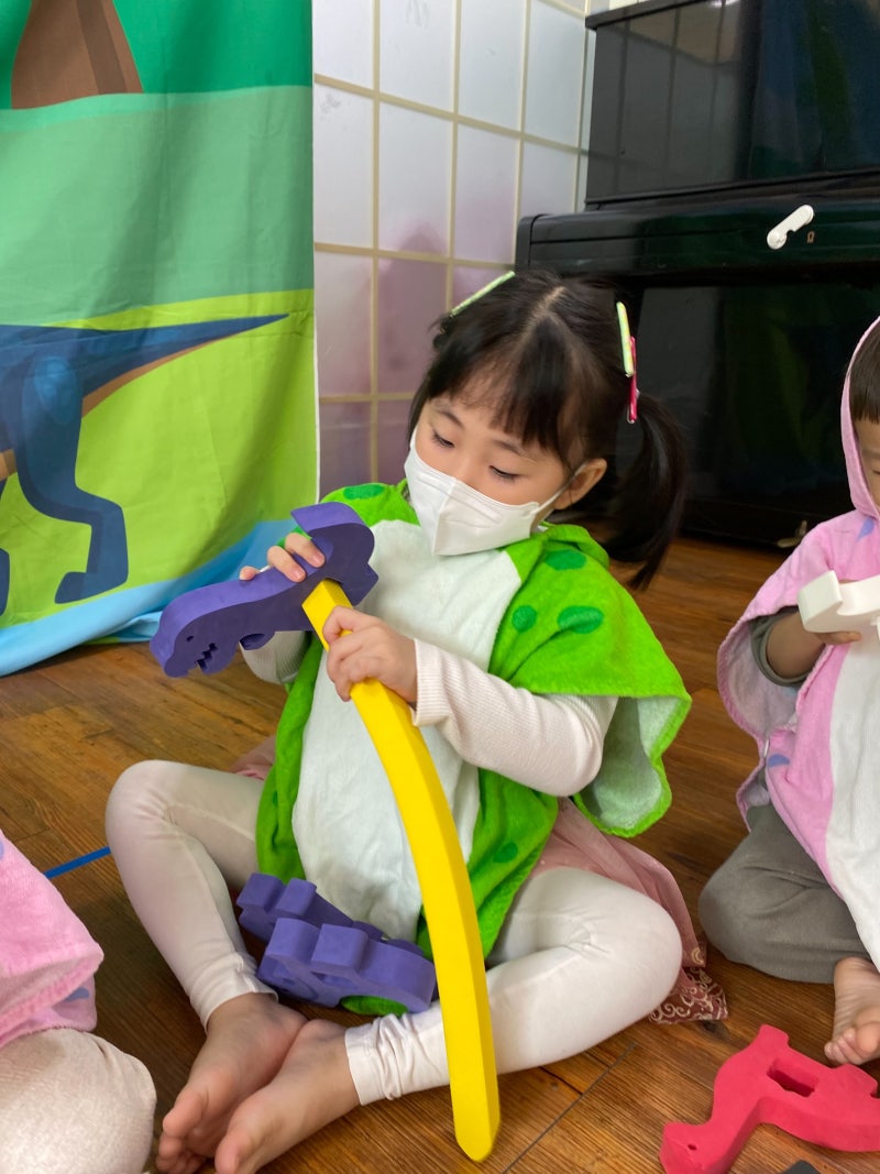 인천해뜨는어린이집 4살만2세 키즈발레 특강수업 색깔풍선을 잡아요 풍선터트리기게임 오감특강수업 네이버 블로그