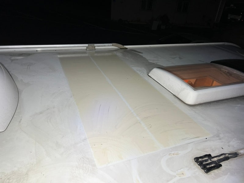 [아드리아카라반] 아드리아 아도라573PT 컨트롤러 태양광 패널교체 작업 : 네이버 블로그