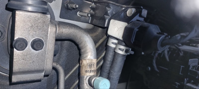 그랜드스타렉스 SCR, DPF 교환, 흡기 매니폴드 깨짐, 매연과대, EGR 밸브 교환, EGR 쿨러 고착 교환, 스로틀 ACV 교환, 산소 센서, PM 센서,요소수경고등 ...