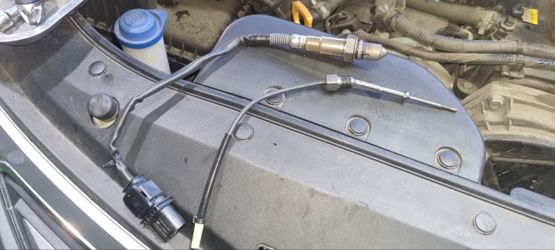 그랜드스타렉스 SCR, DPF 교환, 흡기 매니폴드 깨짐, 매연과대, EGR 밸브 교환, EGR 쿨러 고착 교환, 스로틀 ACV 교환, 산소 센서, PM 센서,요소수경고등 ...