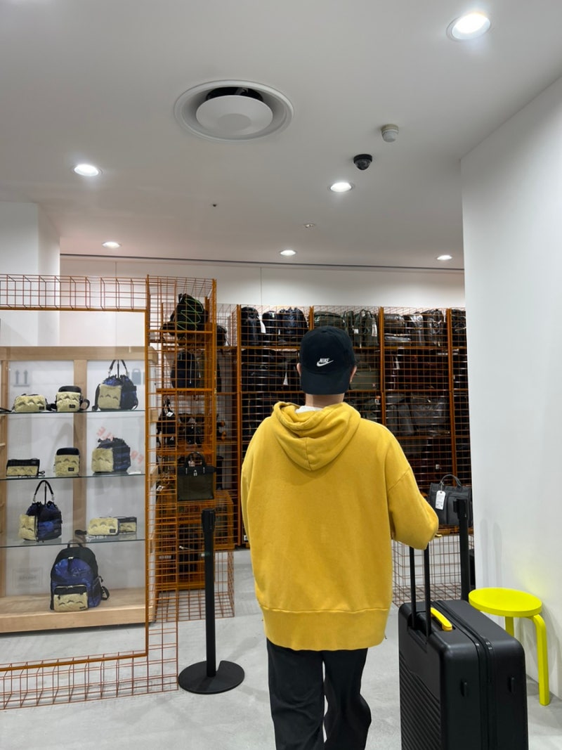 도쿄여행 도쿄 여행 5일차 회고 😖 🐰 ️🥲 긴자식스 블루보틀 미츠코시백화점 샘소나이트 긴자 꼼데가르송 도쿄 포터