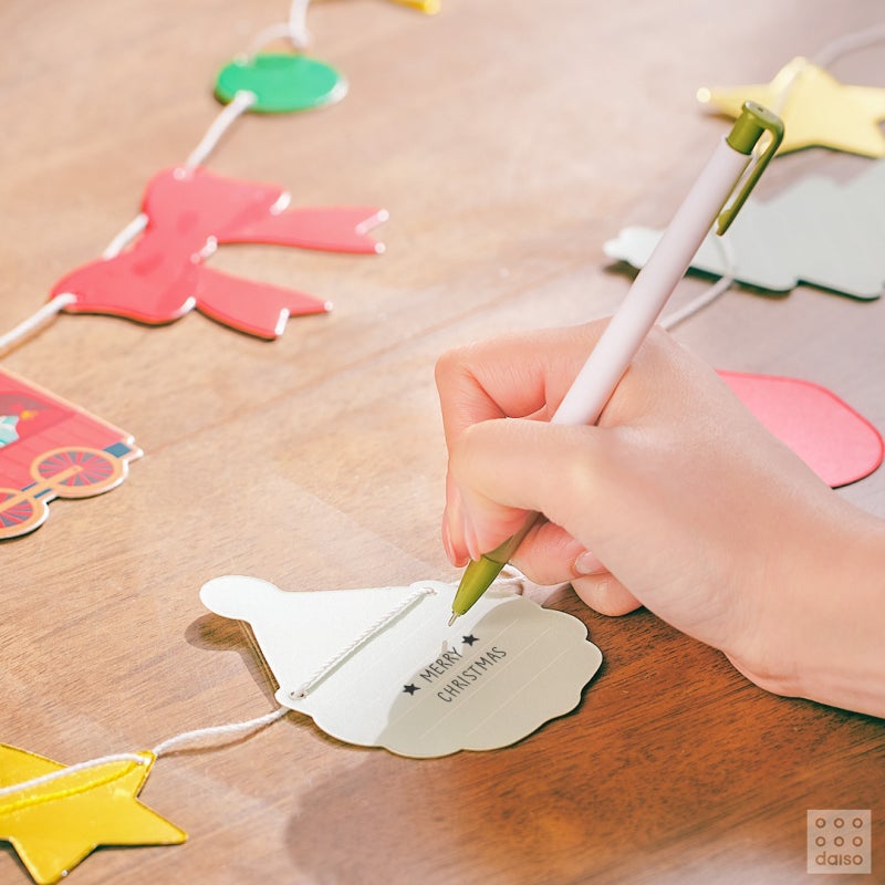2022 다이소 크리스마스 시즌 론칭🎄 메리 메리 크리스마스 🎅 다이소와 함께 행복한 산타 기차 여행을 떠나보세요 ️💚