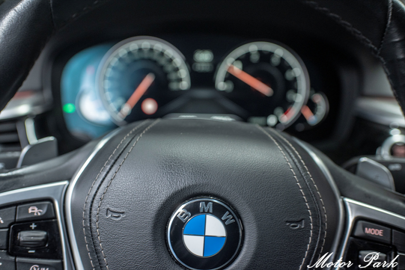 Bmw520d G30 등속조인트 수리 뒤 쇼바 교환 뒤 디스크연마 및 브레이크패드and센서 교환2211119029