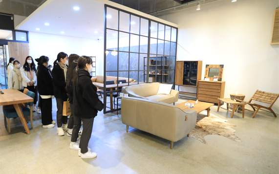 [인아트] 대전여상, '특성화고 대전지역 기업 견학'을 위해 인아트 방문 : 네이버 블로그