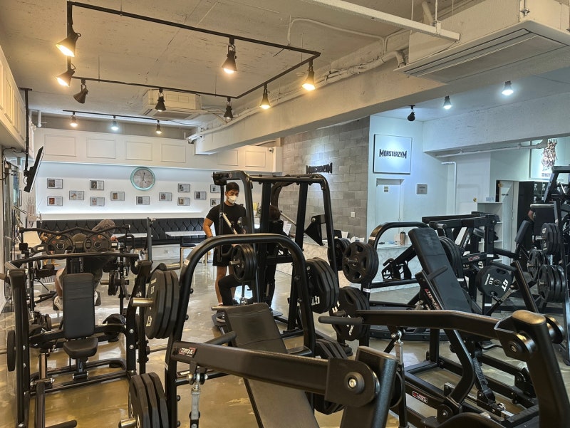 헬토피아 서울 잠실 몬스터짐 가격 시설 후기 삼전동 헬스장 피티pt추천 서울 24시 가성비 헬스장 네이버 블로그