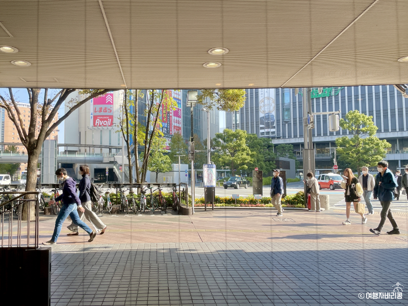 후쿠오카 스타벅스 하카타 옥상정원 산책 하카타역 코인락커 무료 보관 팁은 덤😉 네이버 블로그