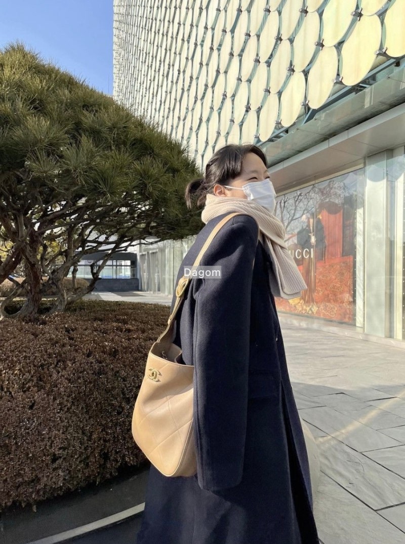 김고은 패션 속 샤넬백 종류 샤넬 가방zip 샤넬22백 플랩백 호보백 19백 가브리엘 호보백 백팩 네이버 블로그