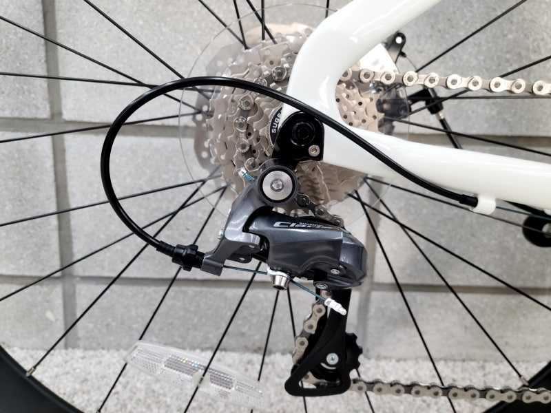 엘파마 에포카 디스크 E2000D NEW 컬러 루미화이트 - 부산 자전거 : 네이버 블로그