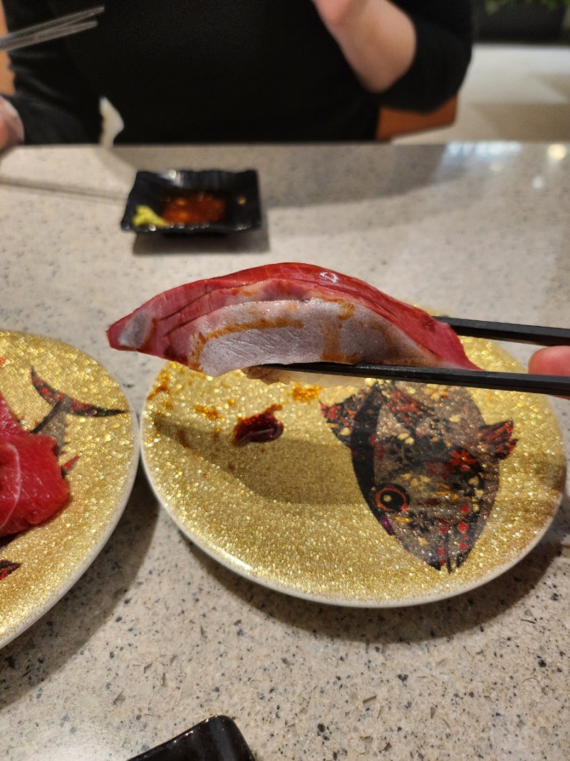 명동 맛집 스시카세 롯데백화점본점 네타가 큼지막한 회전초밥집 네이버 블로그
